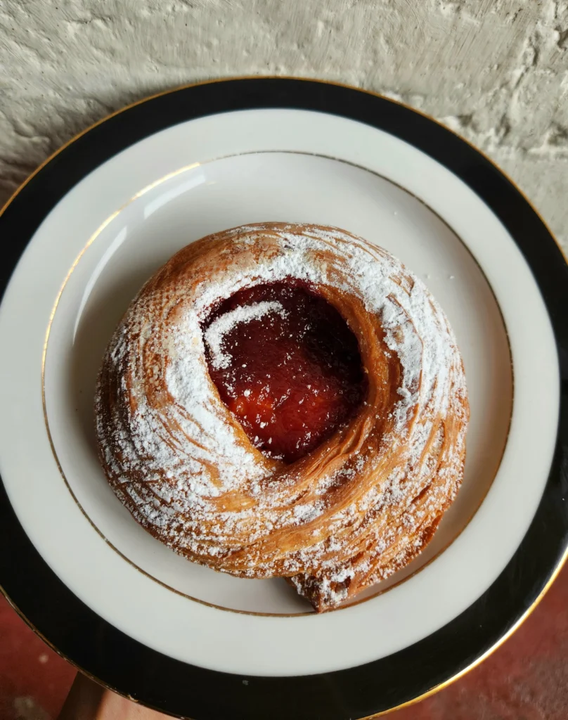 Guava Roll - Michette